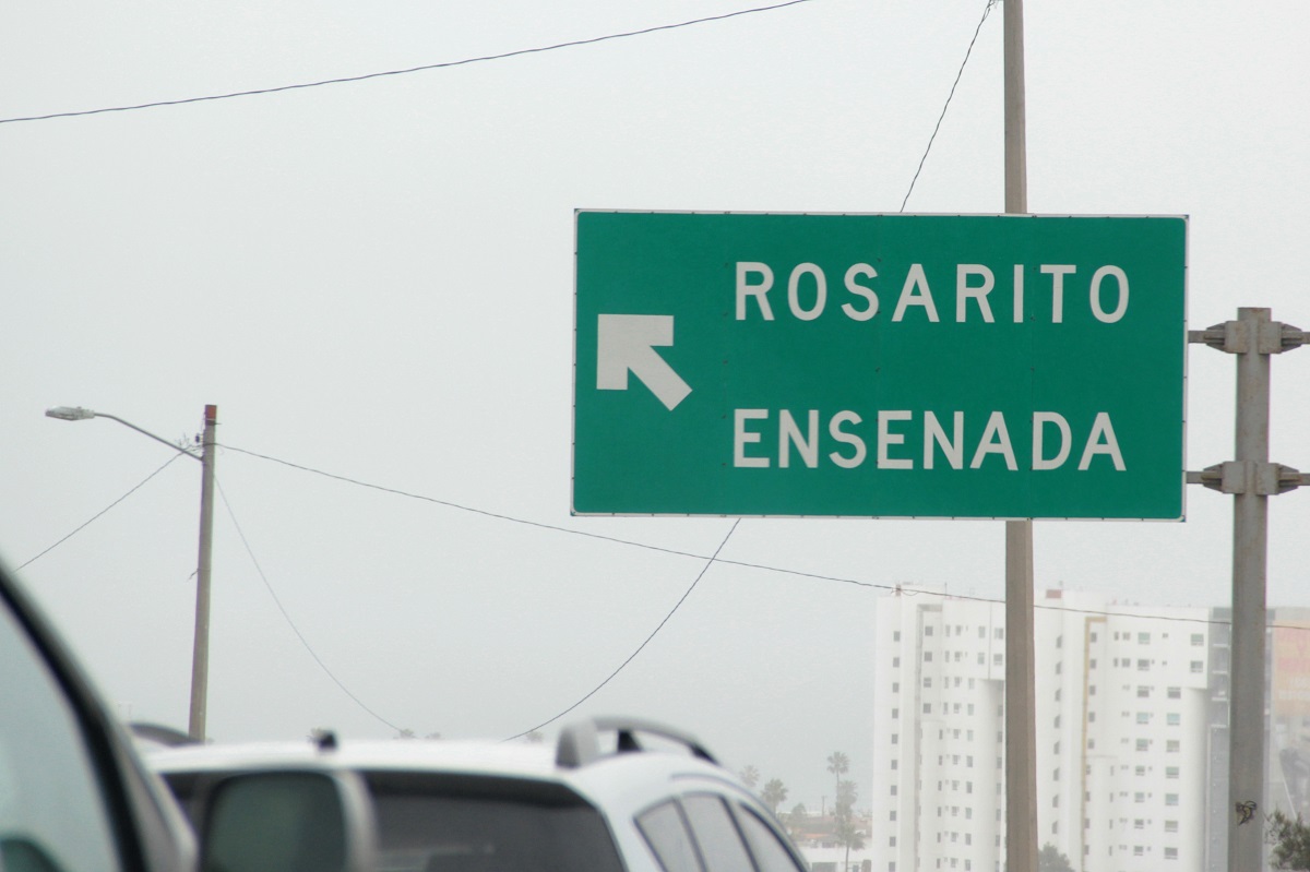 Driving to Rosarito & Las Gaviotas: Border Crossing Guide 2026